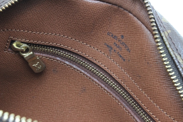 LOUIS VUITTON ルイヴィトン サンリス モノグラム M51222【432 LOUIS VUITTON ルイヴィトン サンリス モノグラム M51222【432