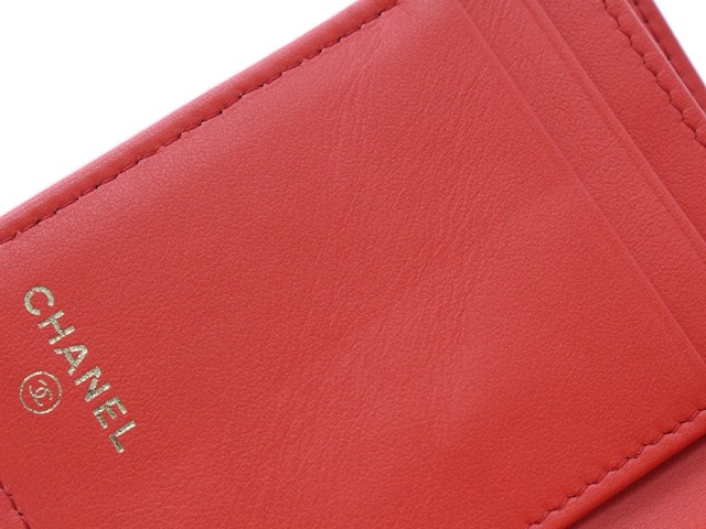 CHANEL シャネル 三つ折り財布 マトラッセ オレンジ キャビア CHANEL シャネル 三つ折り財布 マトラッセ オレンジ キャビア