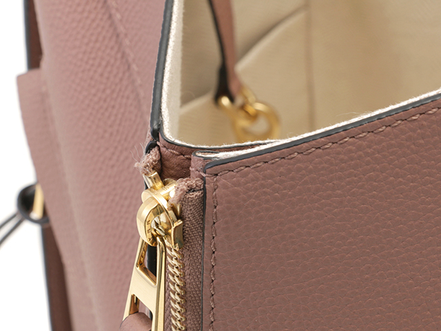 LOEWE ロエベ ハンモックスモールバッグ A538S35X18 ピンク LOEWE ロエベ ハンモックスモールバッグ A538S35X18 ピンク