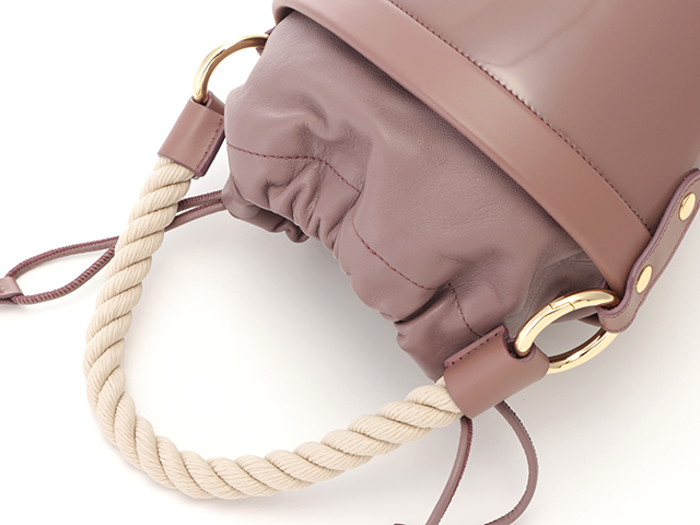 MAISON MARGIELA メゾン・マルジェラ ファイヤーバジェット MAISON MARGIELA メゾン・マルジェラ ファイヤーバジェット