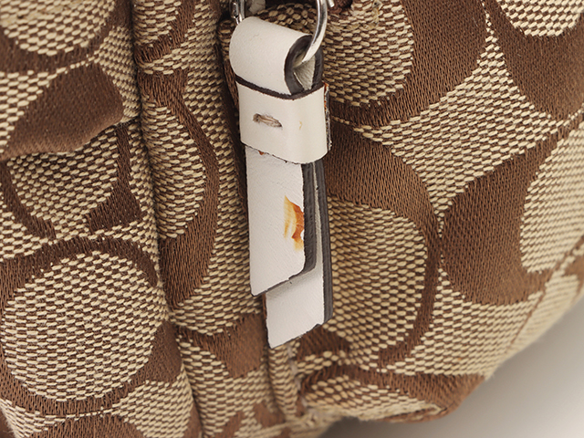 COACH コーチ シグネチャー ショルダーバッグ アイボリー ベージュ 6835 【433】 の購入なら「質」の大黒屋（公式）