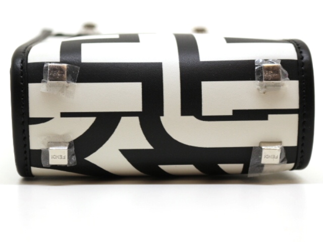 FENDI フェンディ サンシャイン ショッパース ミニ マーク FENDI フェンディ サンシャイン ショッパース ミニ マーク