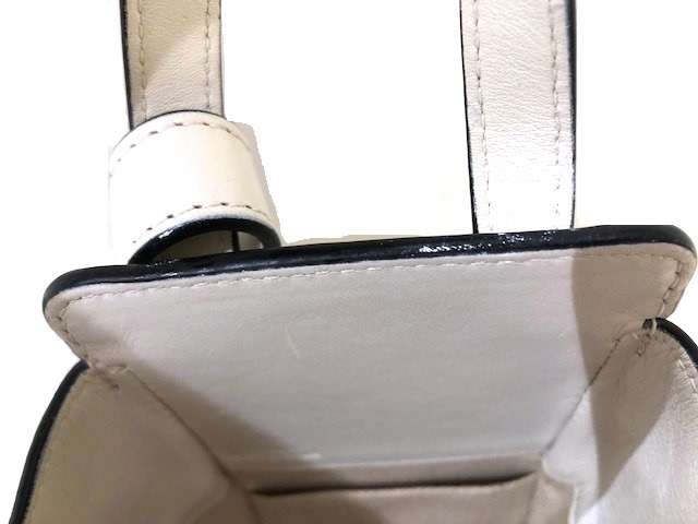LOEWE ロエベ ショルダーバッグ ハンモックドローストリング LOEWE ロエベ ショルダーバッグ ハンモックドローストリング