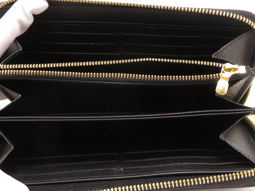 LOUIS VUITTON ルイ・ヴィトン ジッピー ・ウォレット エピ LOUIS VUITTON ルイ・ヴィトン ジッピー ・ウォレット エピ