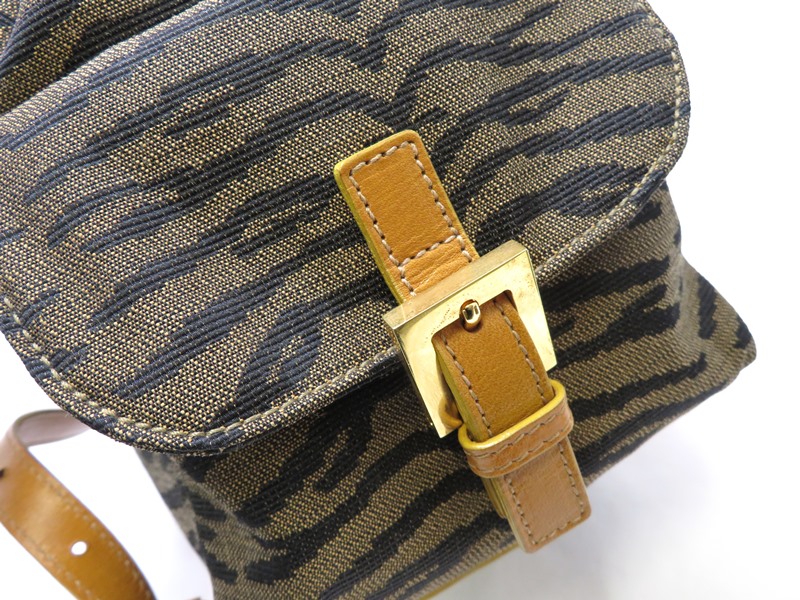 FENDI フェンディ リュックサック バックパック ゼブラ FENDI フェンディ リュックサック バックパック ゼブラ