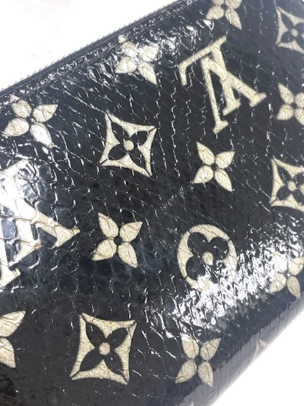 LOUIS VUITTON ルイ・ヴィトン 長財布 ジッピー・ウォレット LOUIS VUITTON ルイ・ヴィトン 長財布 ジッピー・ウォレット