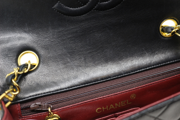 CHANEL シャネル バッグ ミニマトラッセ チェーンショルダー CHANEL シャネル バッグ ミニマトラッセ チェーンショルダー